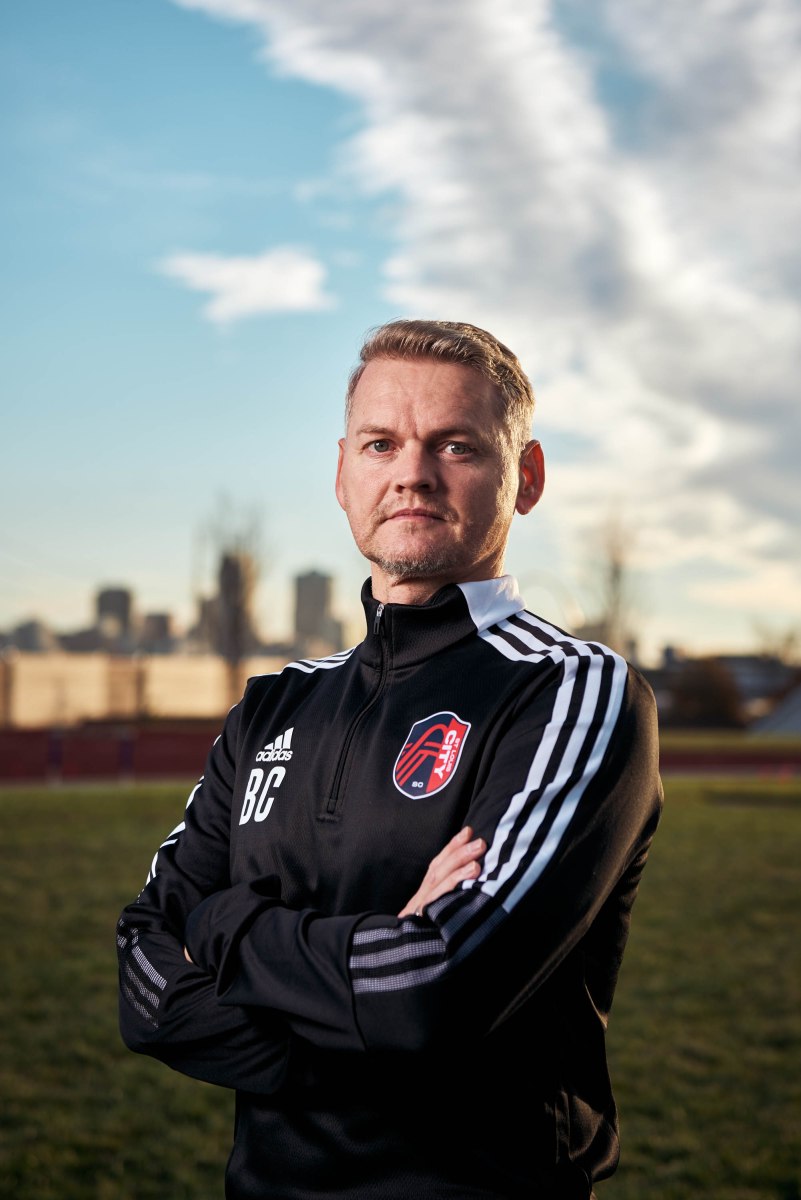 St. Louis CITY SC extiende el contrato de Bradley Carnell hasta el ...